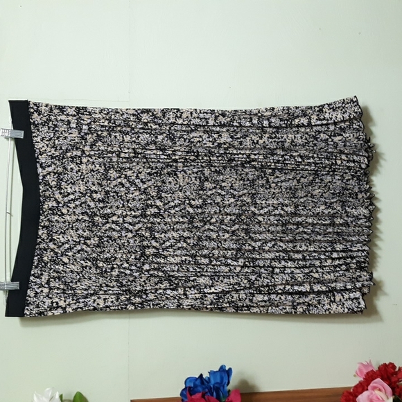 Vince Camuto | Skirts | Vince Camuto Xxl Floral Print Accordionpleats ...